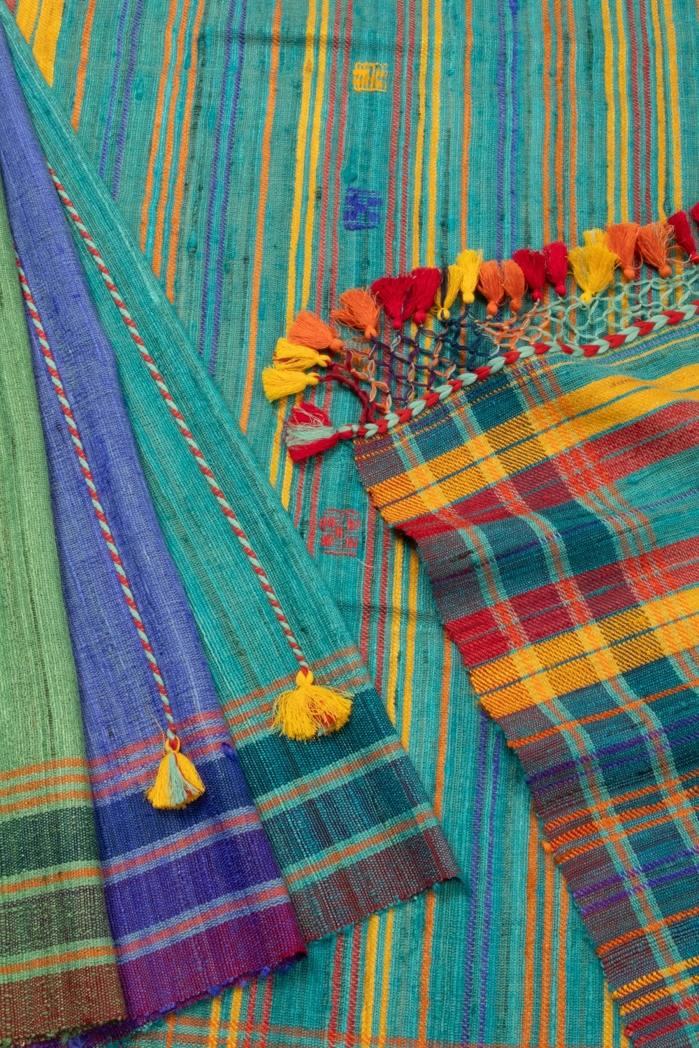 Blue Handloom Bhujodi Tussar Cotton Saree | Avishya.com