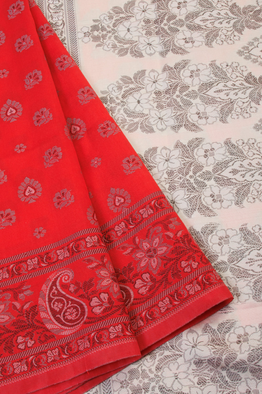 Red Handloom Himroo Silk Cotton Saree | Avishya.com