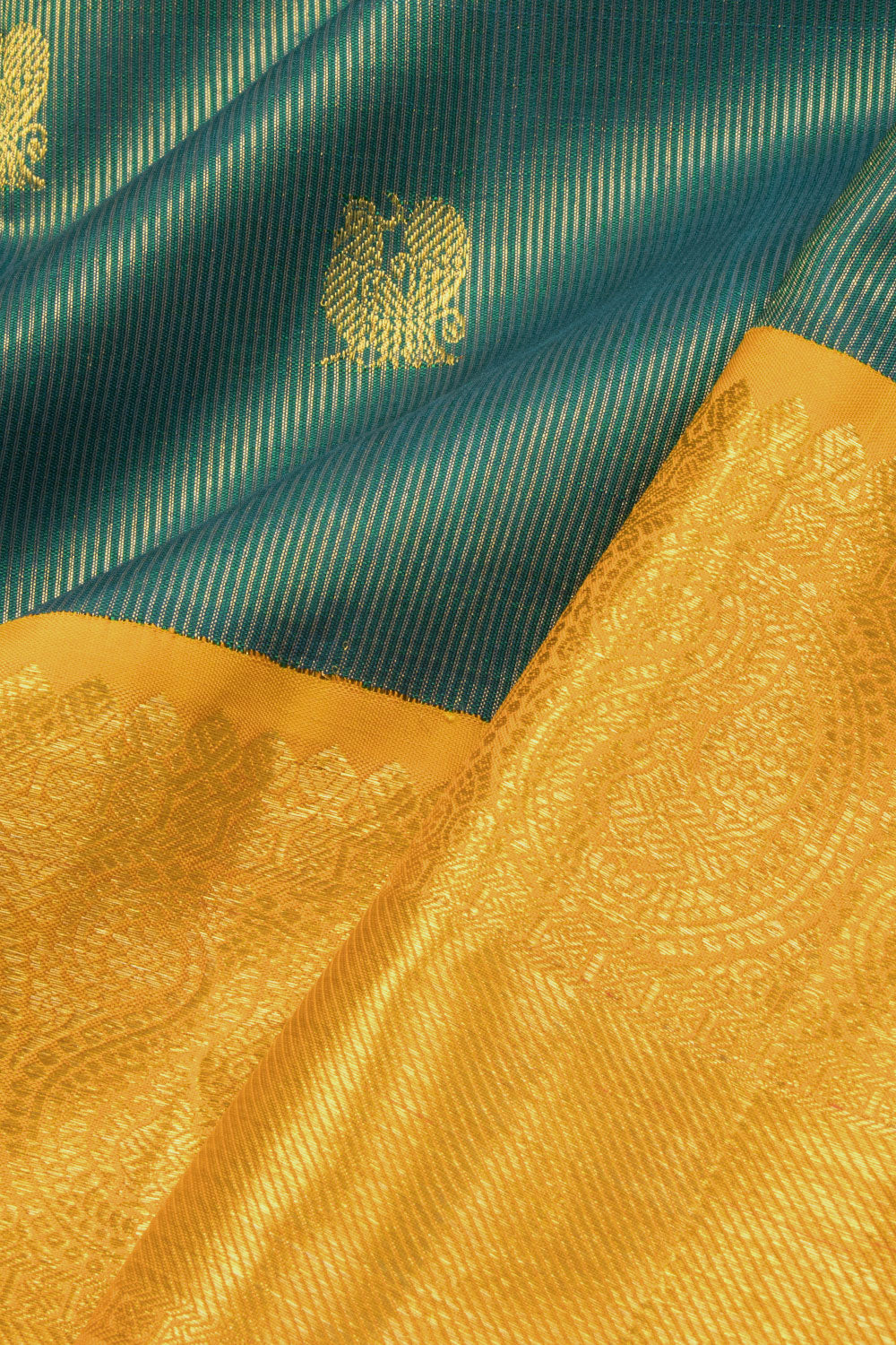Green Bridal Vaira Oosi Kanjivaram Silk Saree 10070605 – Avishya.com